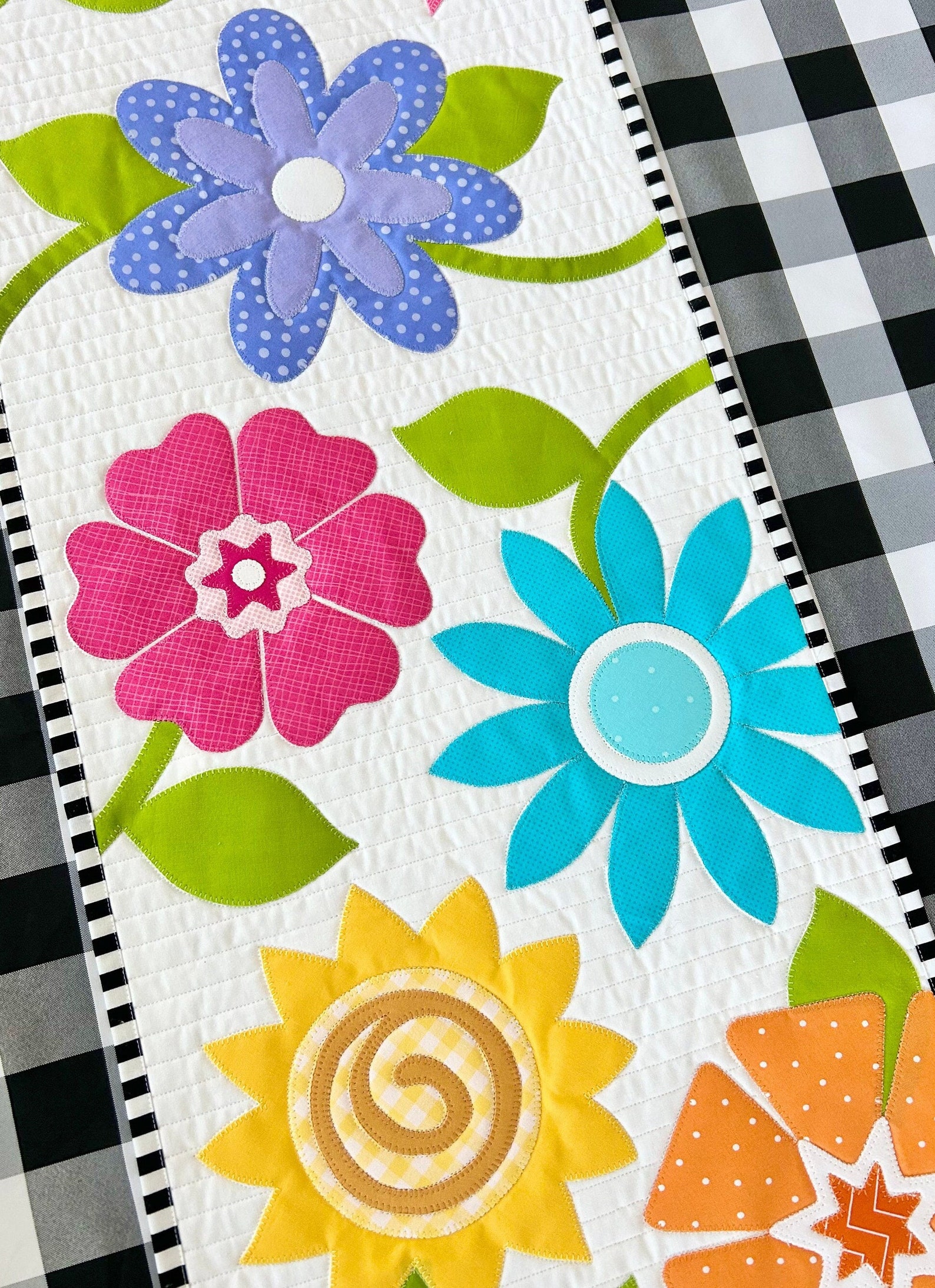 Flower Garden Table Runner Pattern PDF - Etsy