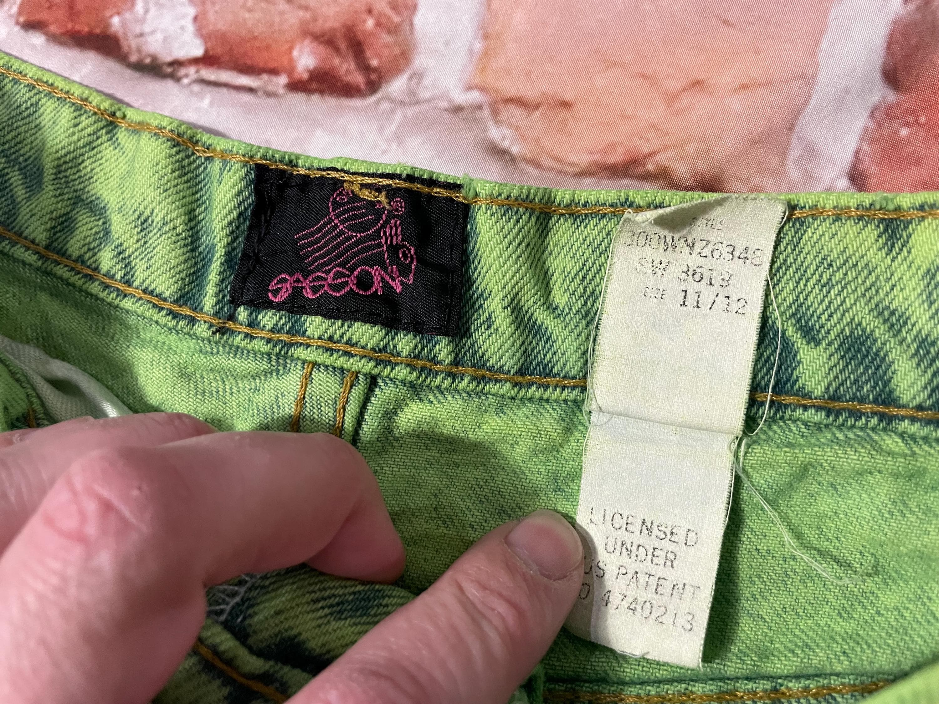 Vintage Sasson Denim Mom Shorts: Neon Green High Rise, 80s/90s - Etsy