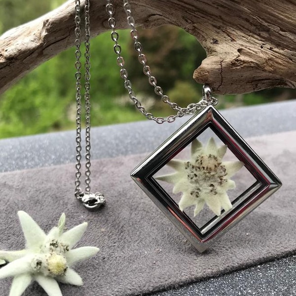 Edelweiss Necklace - Etsy