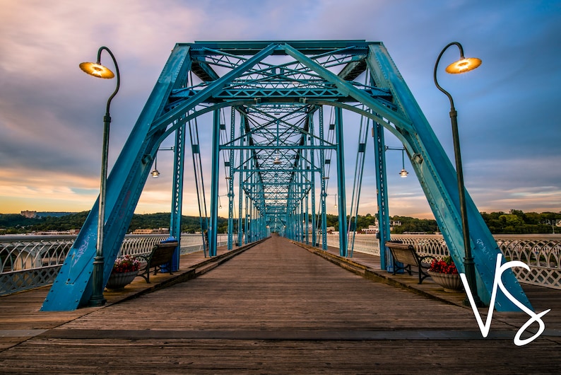 High Resolution Walnut Street Bridge Chattanooga Tn