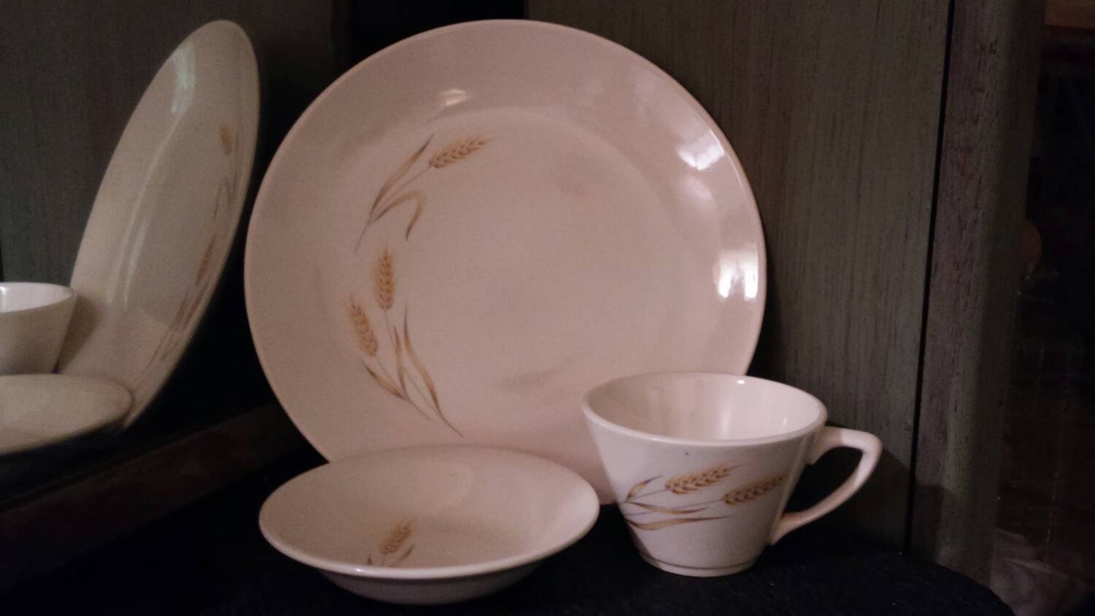 Vintage Wheat Pattern USA Pottery Dinnerware Set - Etsy