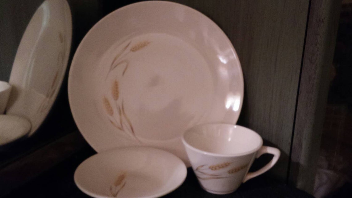 Vintage Wheat Pattern USA Pottery Dinnerware Set | Etsy