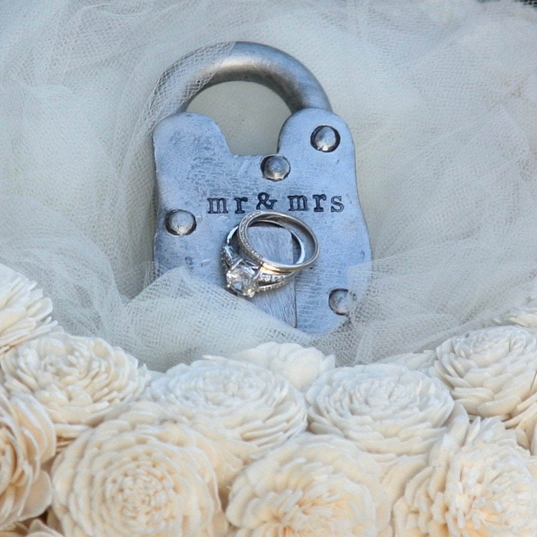 Antique Padlock Mr & Mrs Ring Holder Ring Bearer Gift for the Couple ...