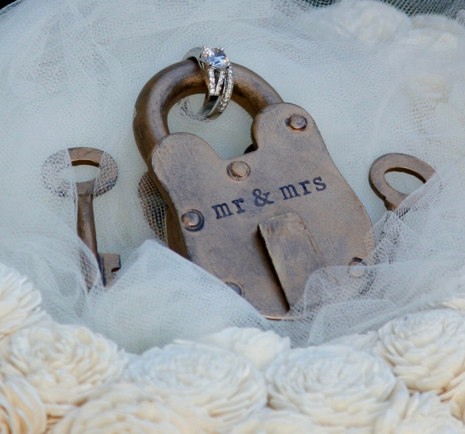 Antique Padlock Mr & Mrs Ring Holder Ring Bearer Gift for the | Etsy