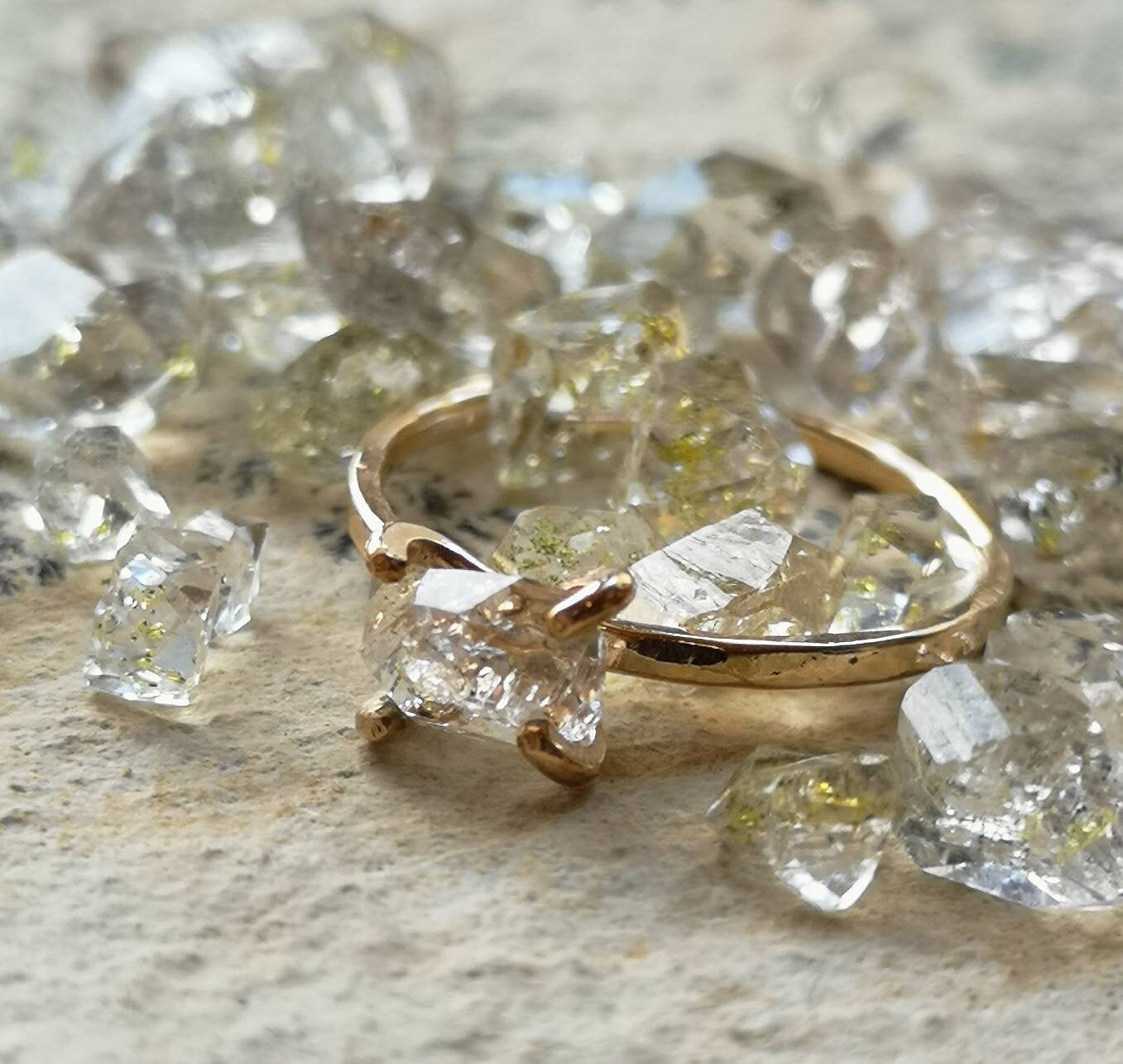 Glowing Quartz Crystal Ring Black Light Responsive Crystal | Etsy