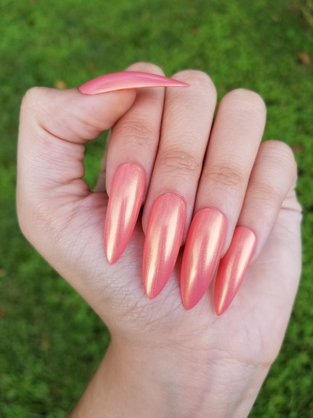 Peachy Sheen || False Nails, Set of 20 || Tools for Application ...