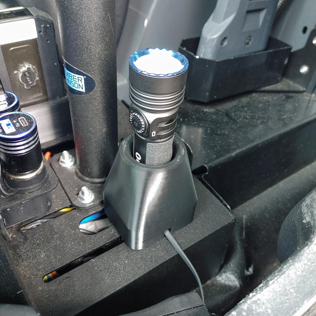 Charging Dock Compatible With the Olight Seeker 4 Pro Flashlight - Etsy