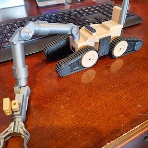 EOD Bomb Squad Robot, Fully Articulated Model of the Remotec Andros FX ...