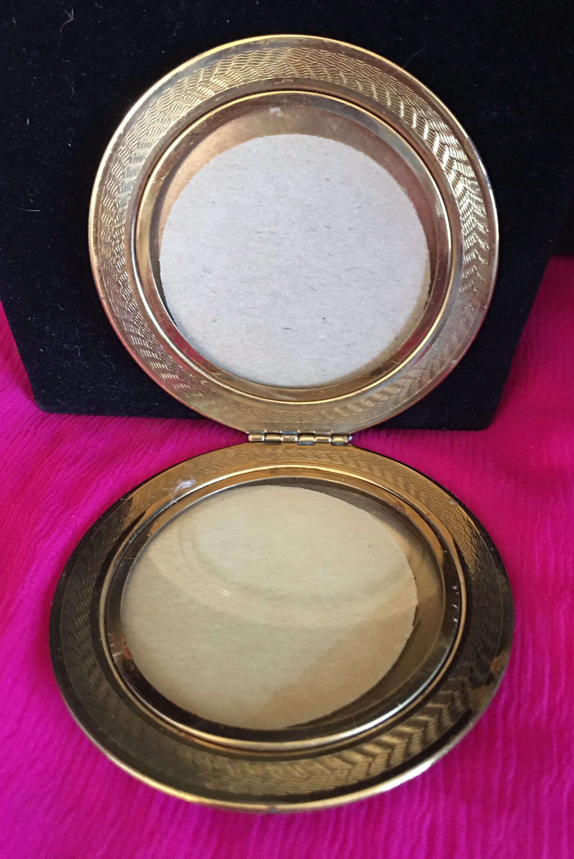 Antique Clamshell Photo Frame Round Bakelite or Celluloid Picture Frame ...