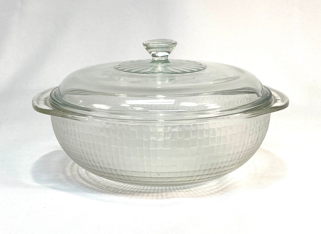 Rare Pyrex Clear Round Basket Weave Casserole & Ribbed 624C Lid ...