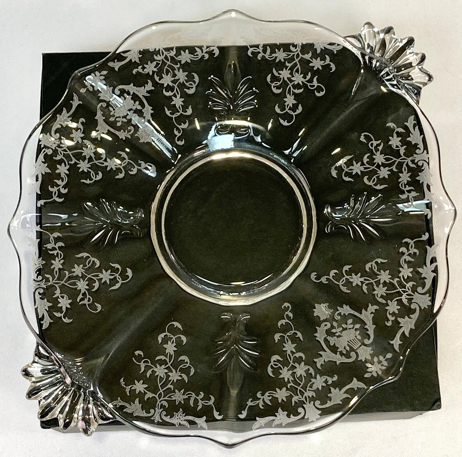 Fostoria NAVARRE Round Glass Tray 1940s Clear Scalloped Platter W ...