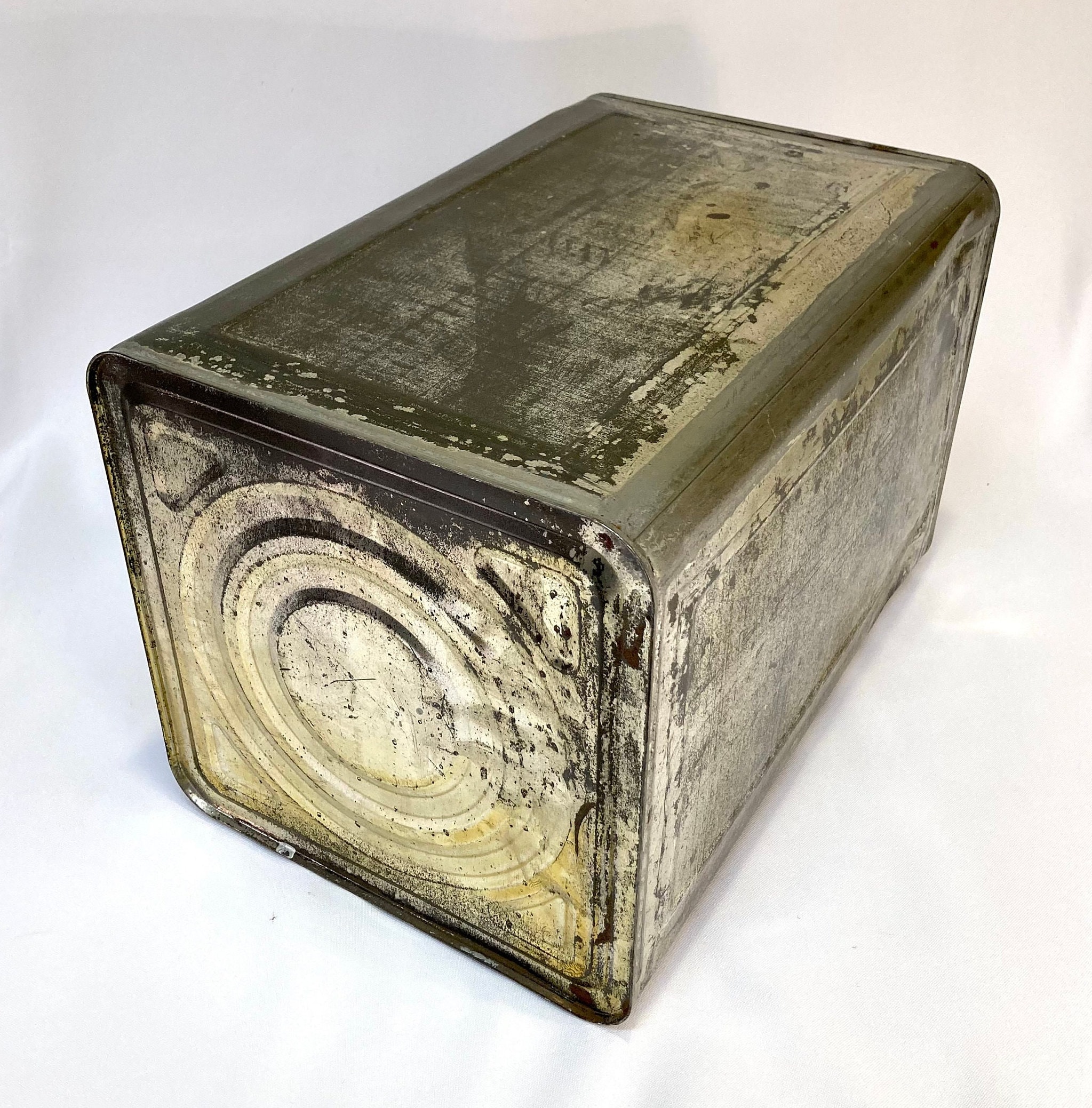 Multiple Large Metal Storage Cans Steel Lidded Rectangle Canister ...