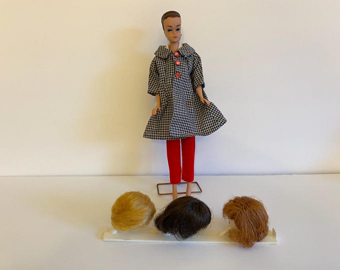 Vintage 1963 Barbie Fashion Queen Barbie With Wigs and 3 Piece Outfit ...