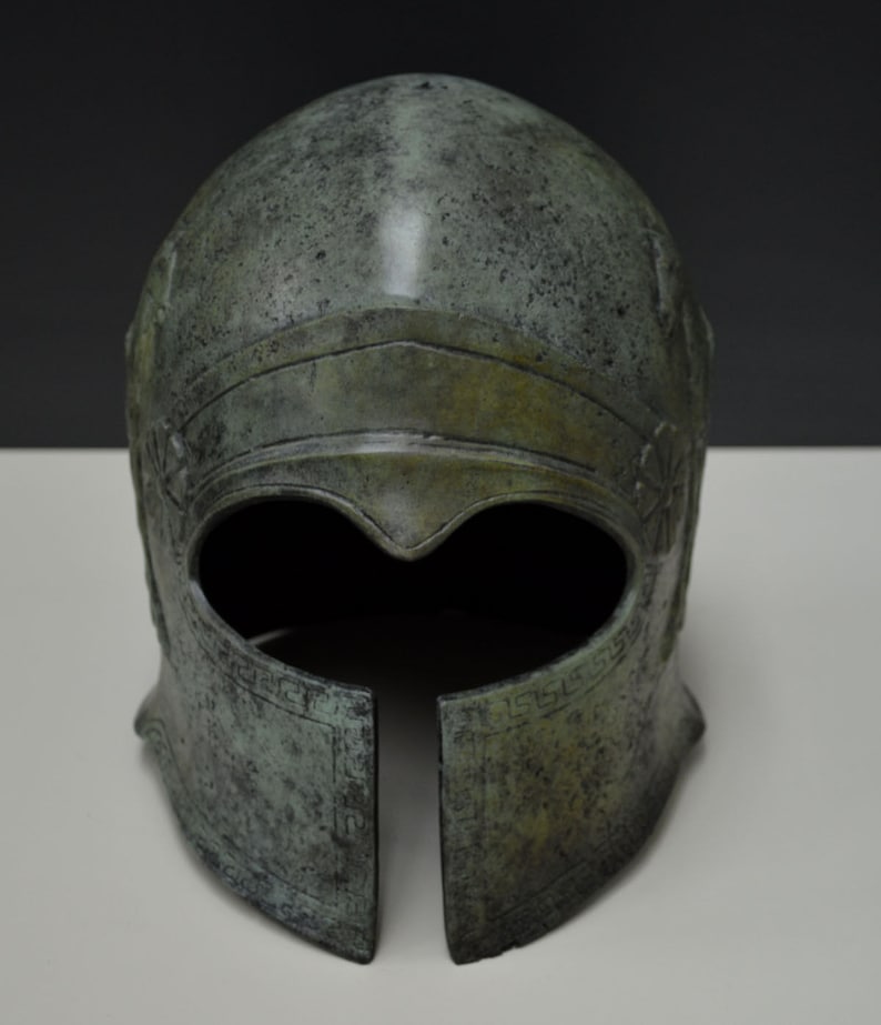 Kretischer Bronze gealterter antiker griechischer Helm - Etsy.de