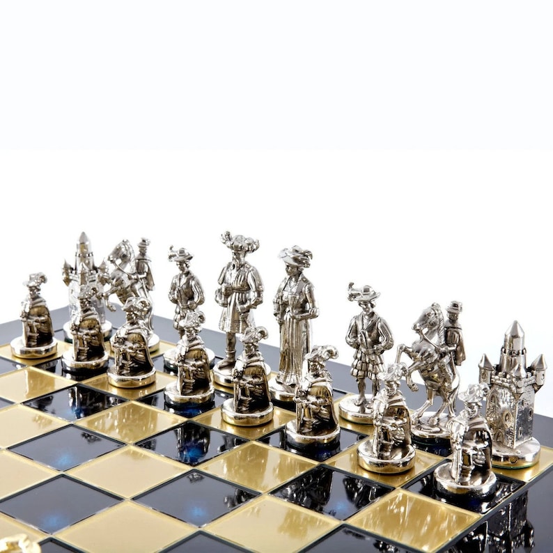 Medieval Knights Chess Set Gold and Silver Pawns 3 Board Colors to ...