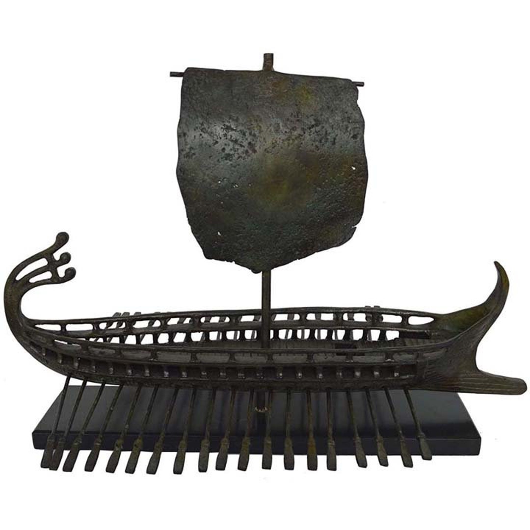 Ancient Bronze Ship Trireme - Bireme - Penteconter - Athenians Spartans ...