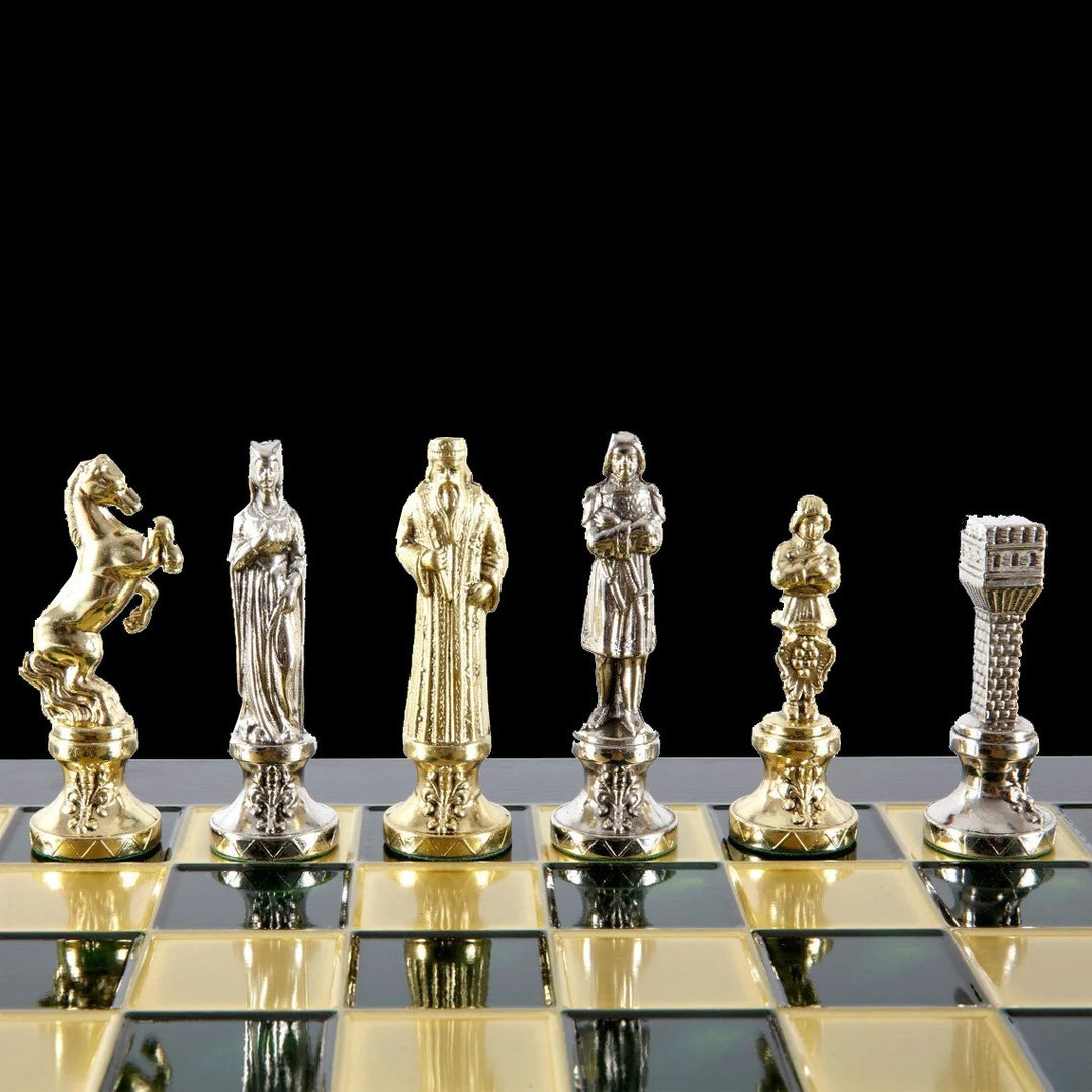 Chess Set From Renaissance Period - Gold and Silver Pawns - Green Chess ...