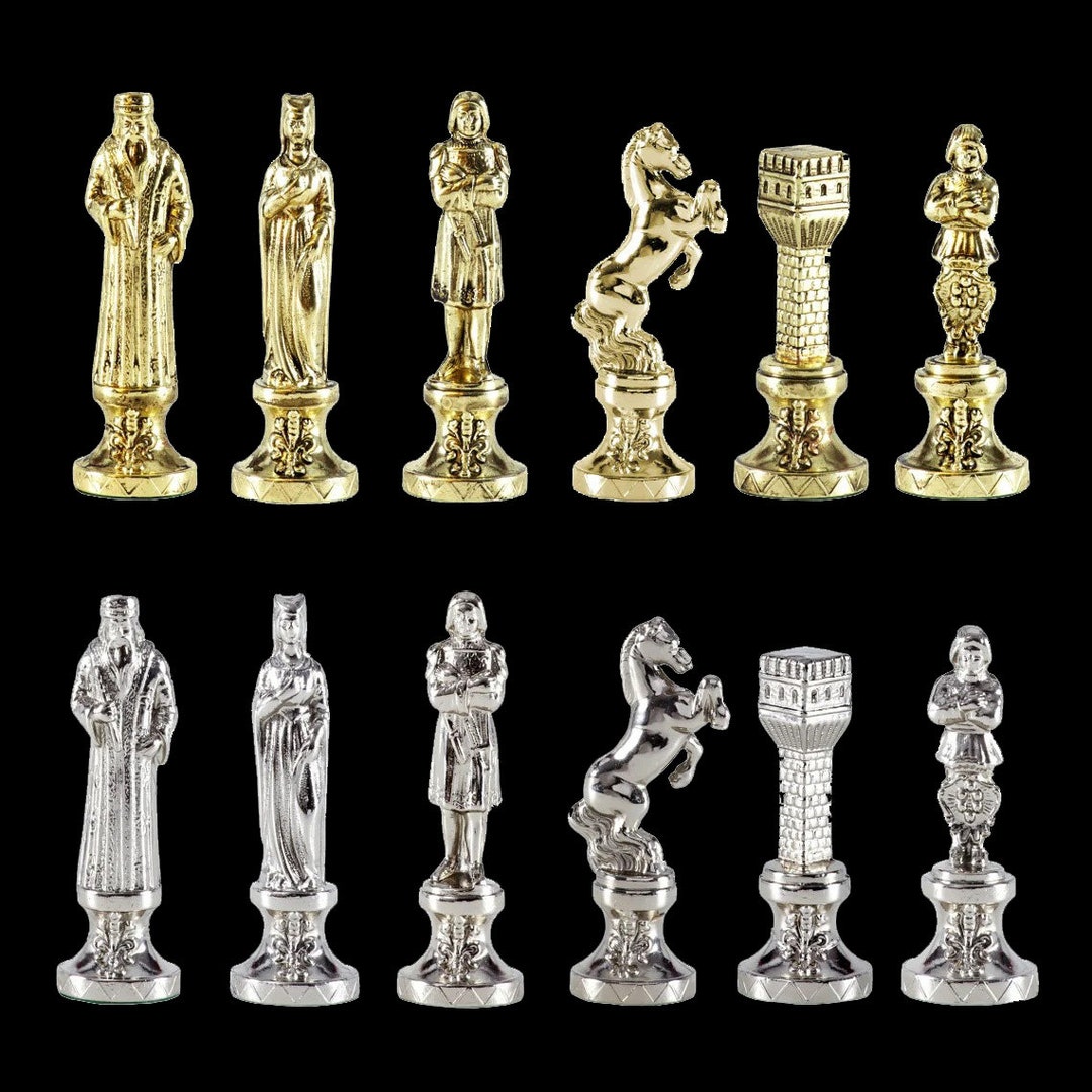 Chess Set From Renaissance Period - Gold and Silver Pawns - Handmade in ...