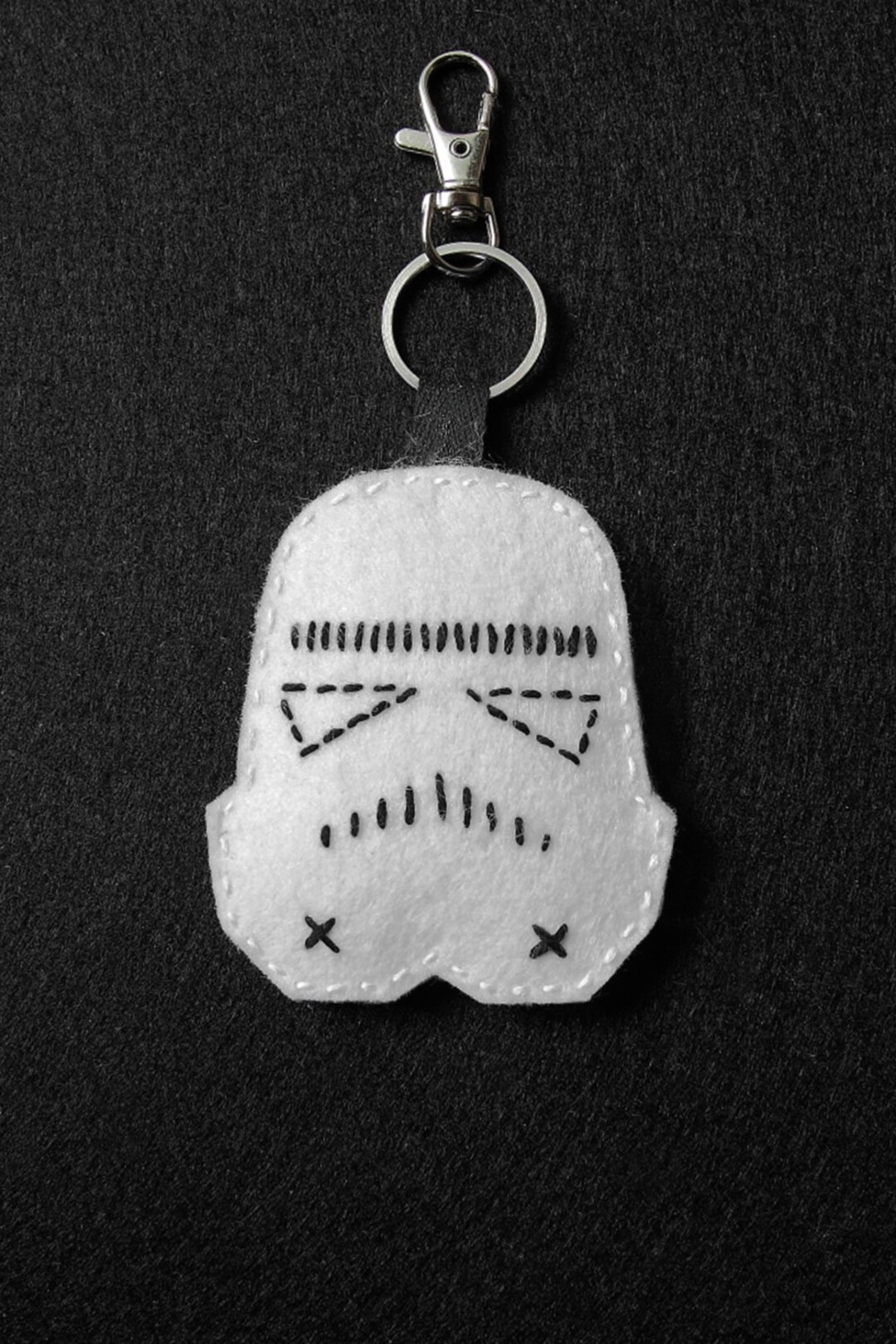 Star Wars Inspired Minimal Stormtrooper Key Chain - Etsy