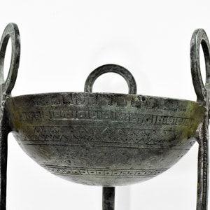 Bronze Tripod-used as Seat,cauldron,trophy,sacrificial Altar-ancient ...