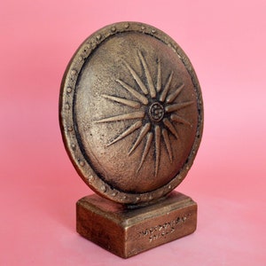 Miniature Macedonian Shield Desktop Decoration Sun of Vergina Star of ...