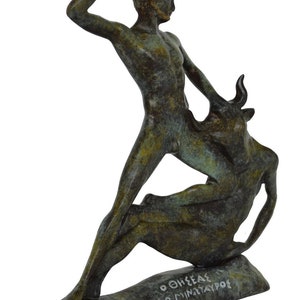 Theseus Killing the Minotaur-statue Made of Bronze-labyrinth Built by ...