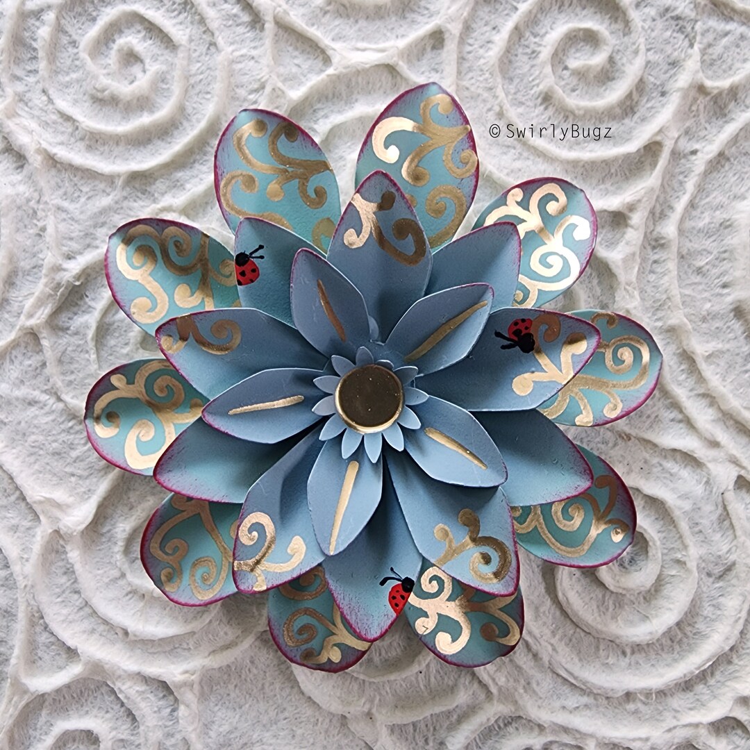 4.25" Small Green/gold Swirlybugz Metal Flower/succulent Hanging ...