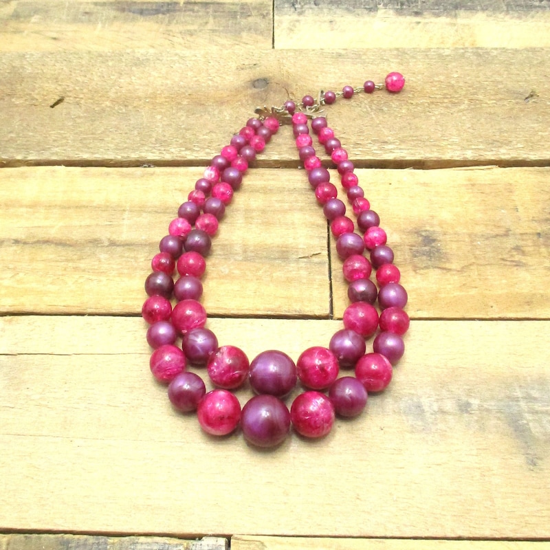Fuschia Necklace - Etsy