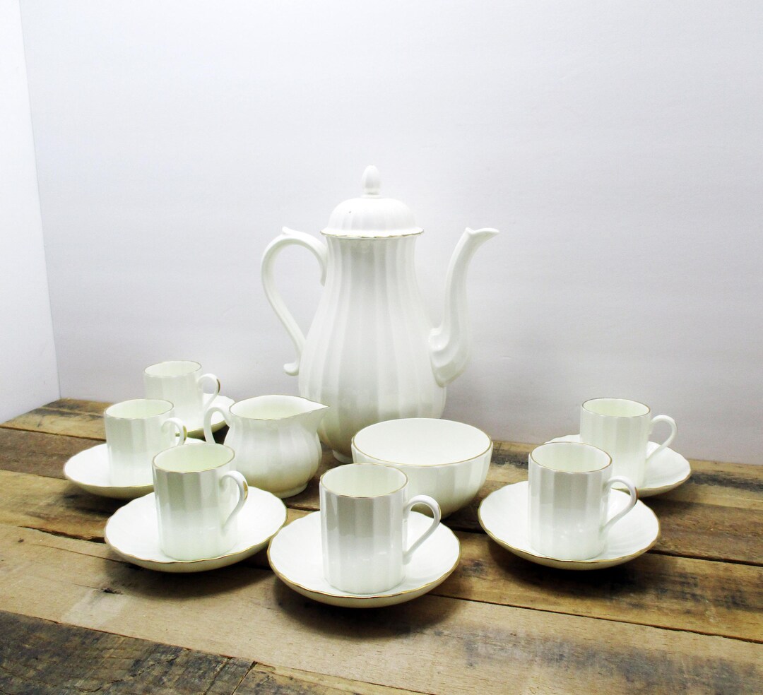 Royal Worcester “strathmore” Tea Set. Fine Bone China Set With Teapot ...