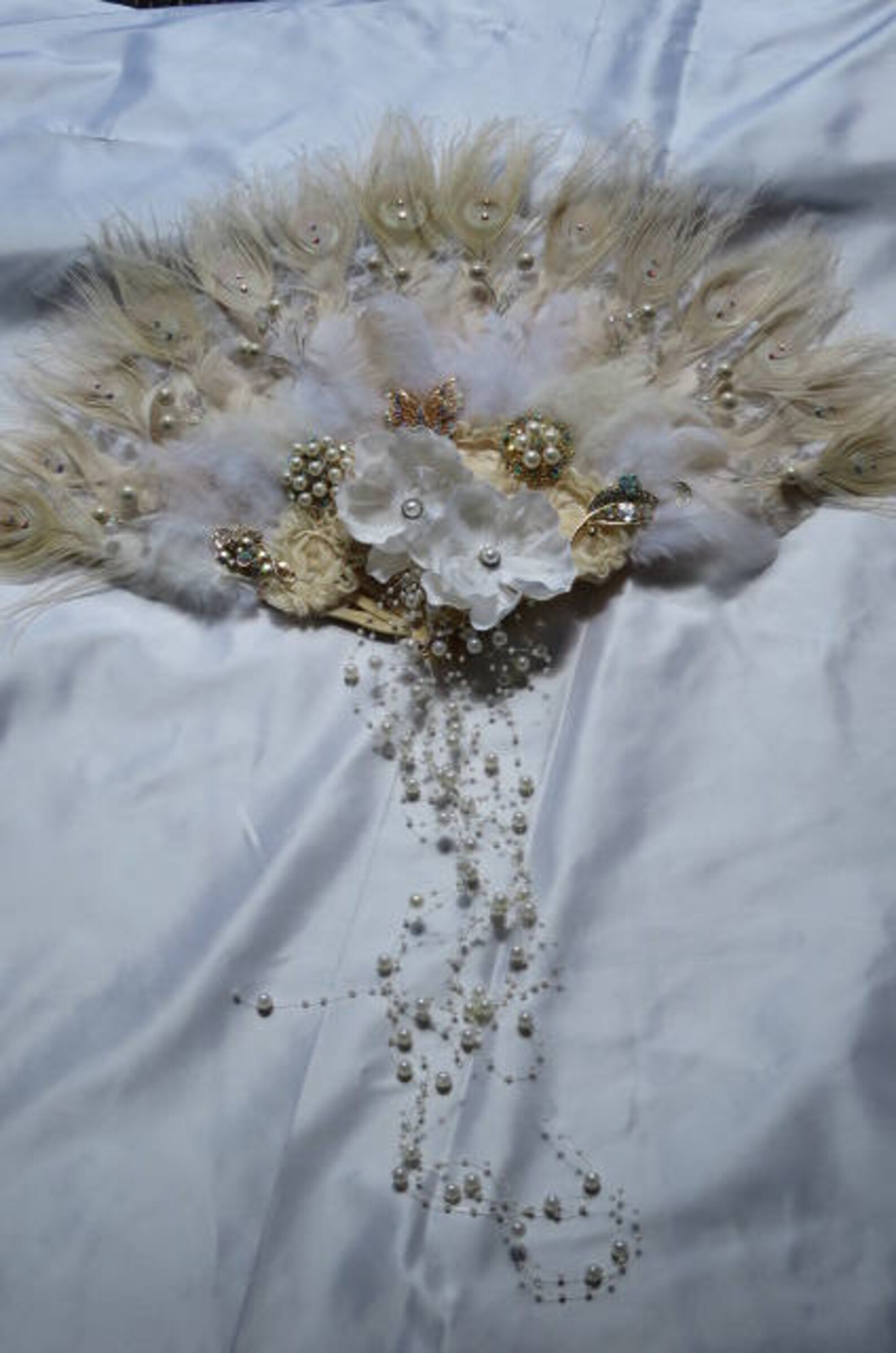 Ivory White Brooch Fan Bouquet Romantic Cruelty Free Peacock Feather ...