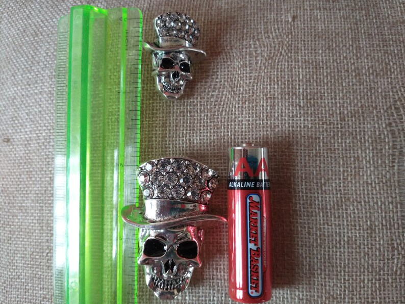 Rhinestone Skull With Tophat Silver Pin and Rhinestone Skull | Etsy