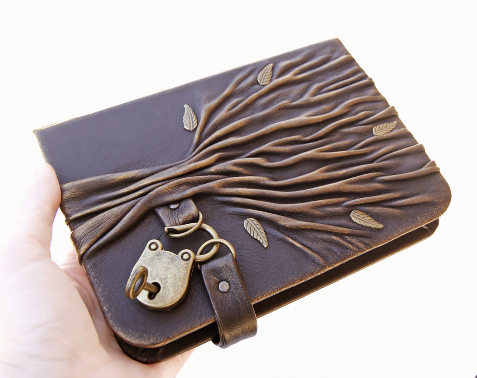 Leather Journal With Lock and Key: Personalized Tree of Life Diary - Etsy