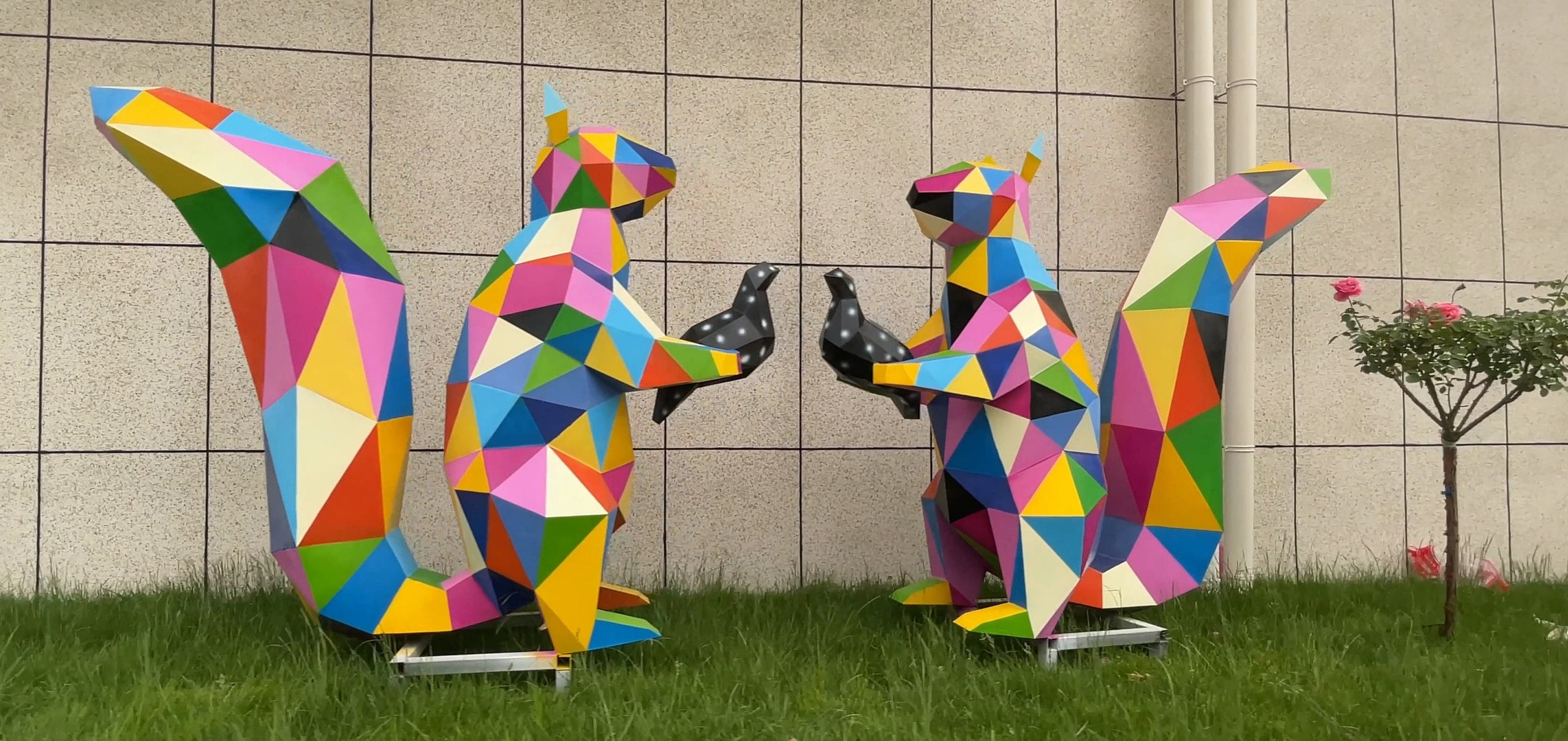 Huge Geometric Polygonal Symmetrical Squirrel Statues Holding Doves ...