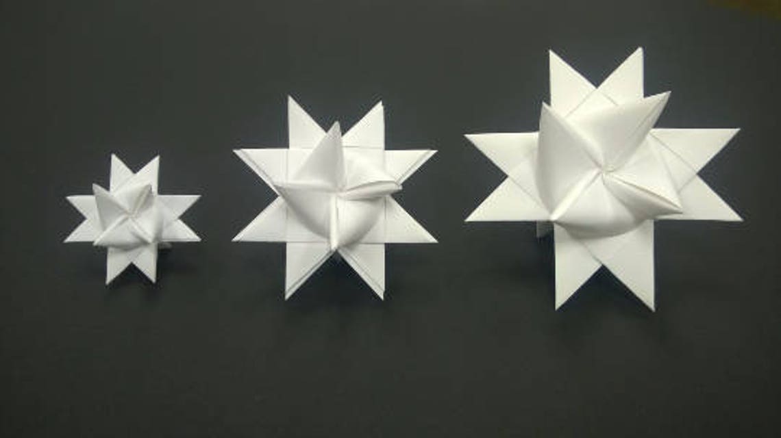 13 Red & White German Paper Stars Froebel Stars Moravian Stars - Etsy