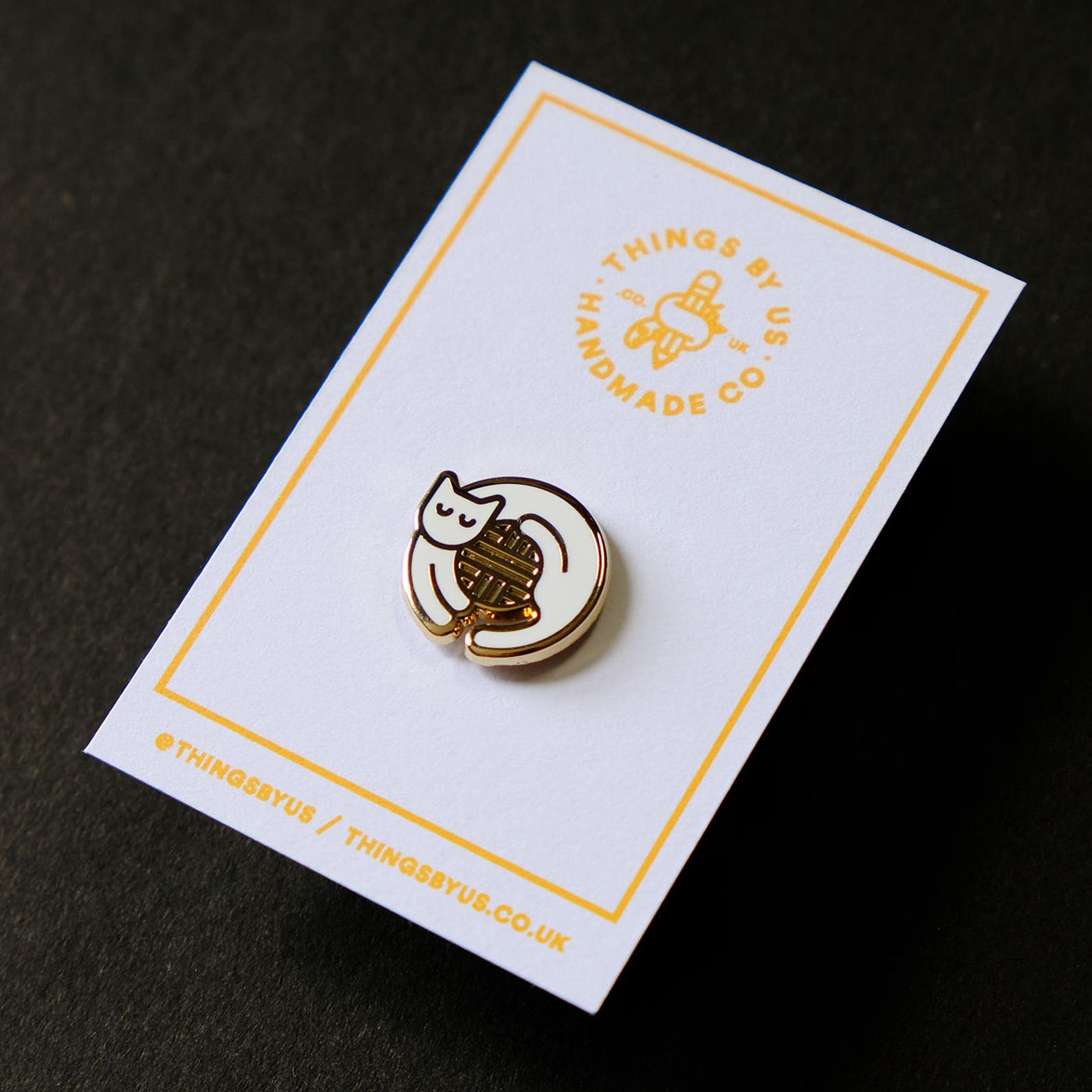 White Cat Enamel Pin Cute Cat Pin Badge White and Gold Pin - Etsy