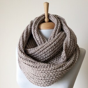 Chunky Knit Scarf Soft Wool Infinity Scarf Knit Infinity Scarf Womens ...