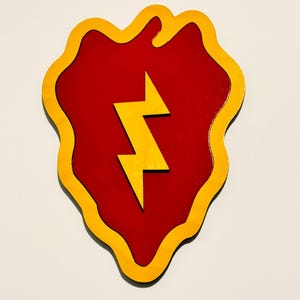 Military Gift US Army 25th Infantry Division Logo - Tropic Lightning ...