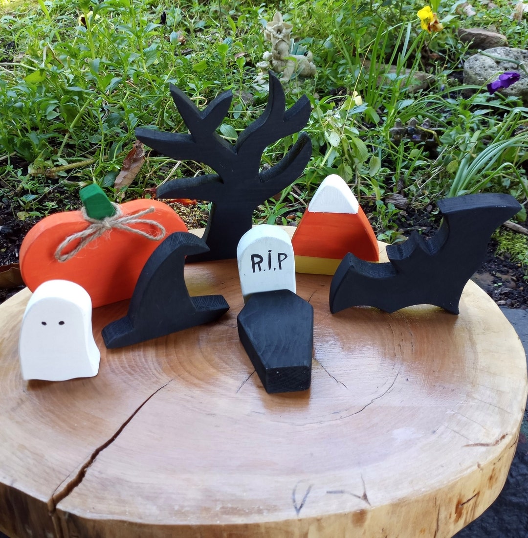 Cute Halloween Decor, Ghost, Casket, Candy Corn, Spooky Bat, Pumpkin ...