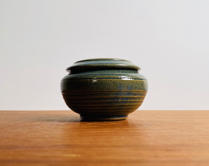 Vintage Jerry Fenter Pottery Trinket or Stash Box / Blue-green Small ...