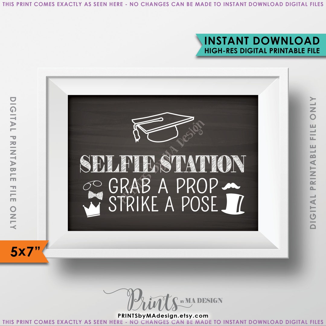 Graduation Selfie Station Sign, Grad Party, Graduation Party, Grab a ...