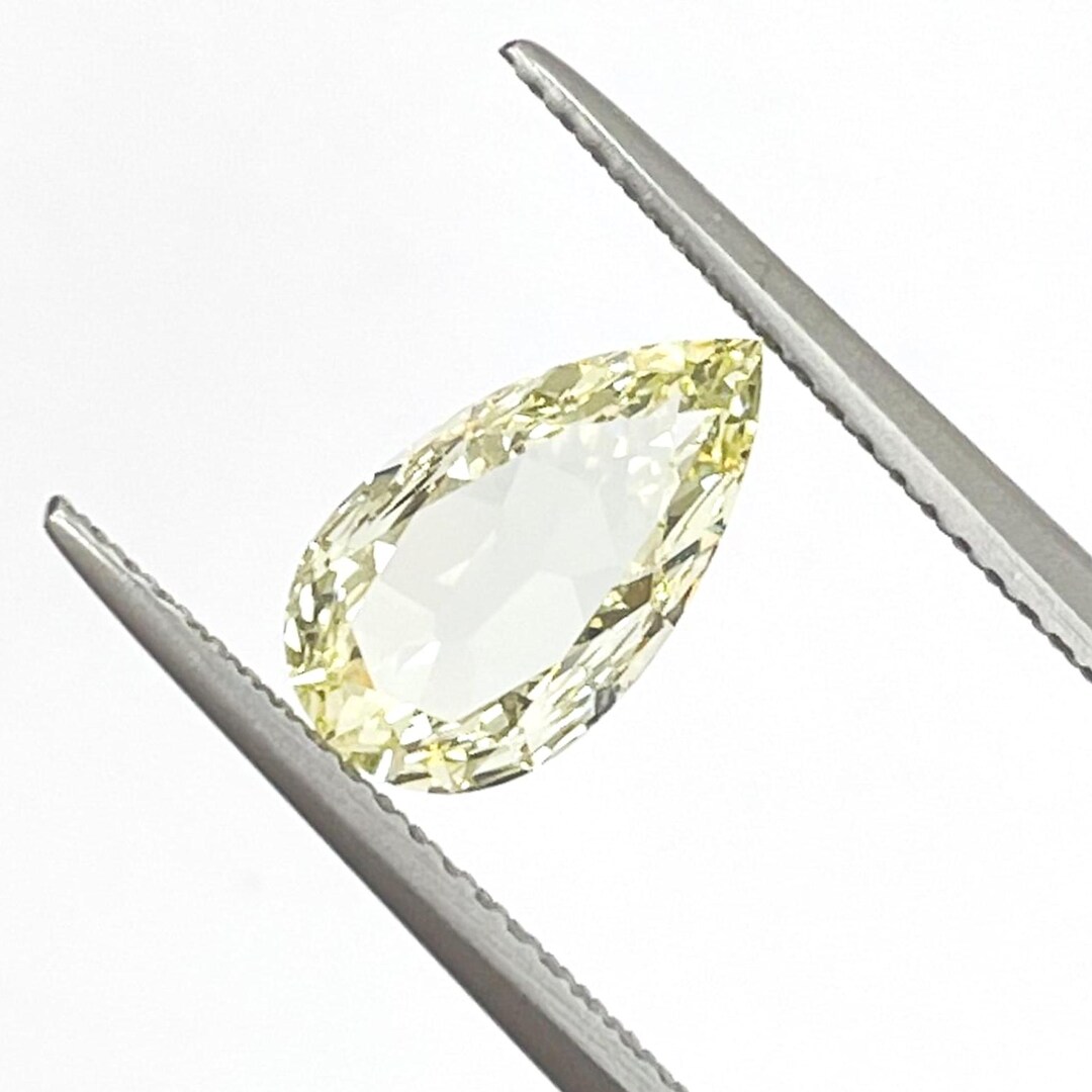 1.29 Carat Antique Pear Cut Diamond, Y to Z Range, VS2, GIA Certified ...