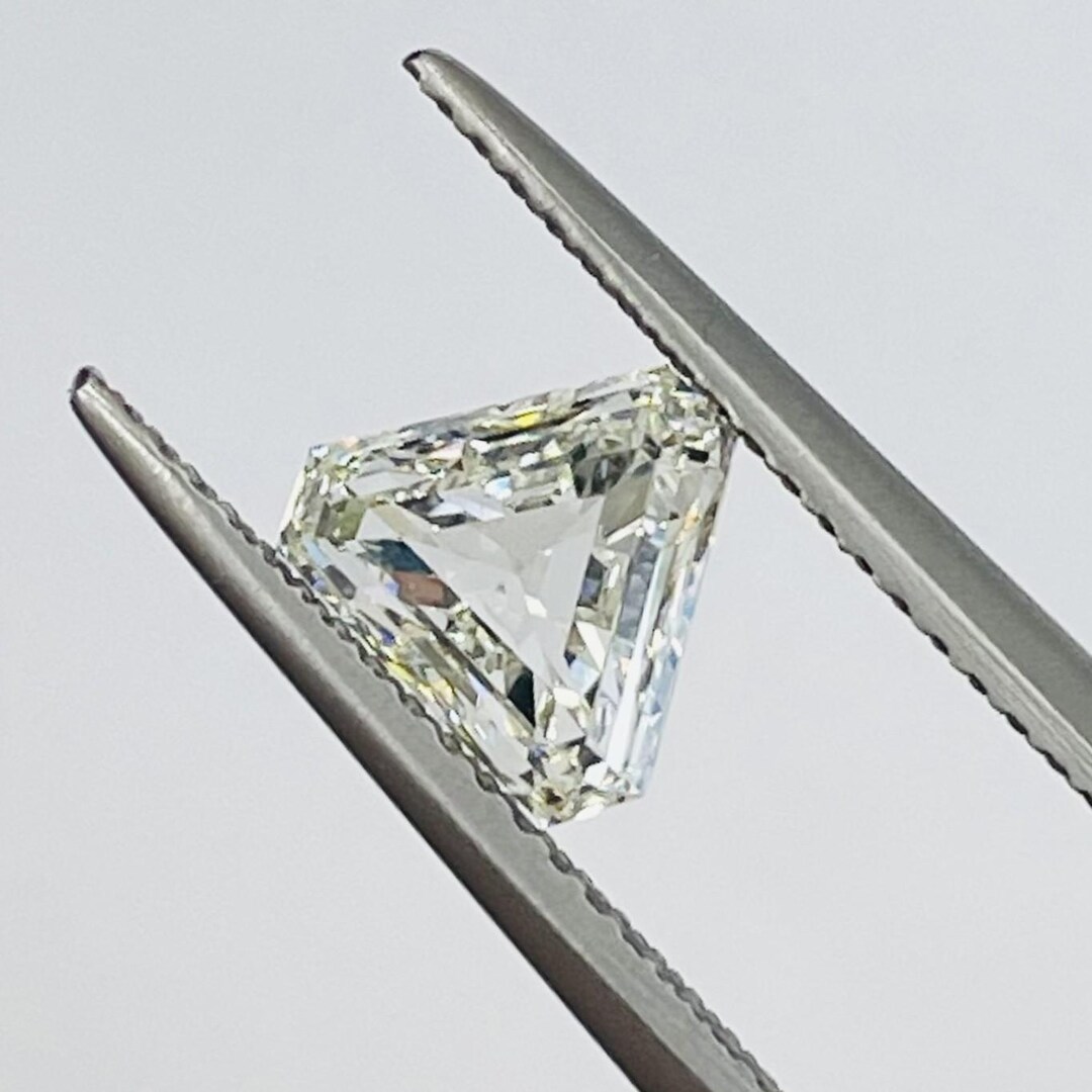 Traingular Step Cut Cut Diamond 1.21 Carat J SI1 Certified GIA ...