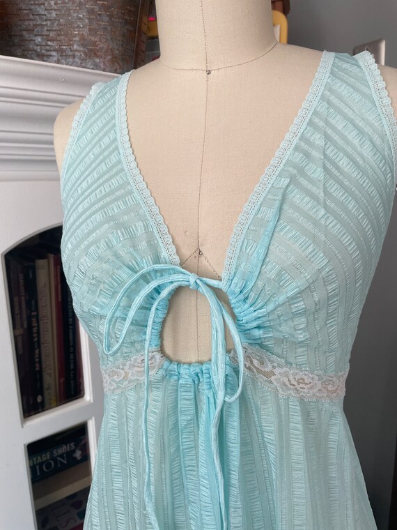 1970s Keyhole Nightgown - Gem