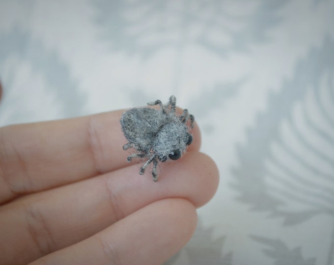 Little Spider, Cute Micro Spider, Neele Felted Dollhouse Miniature ...