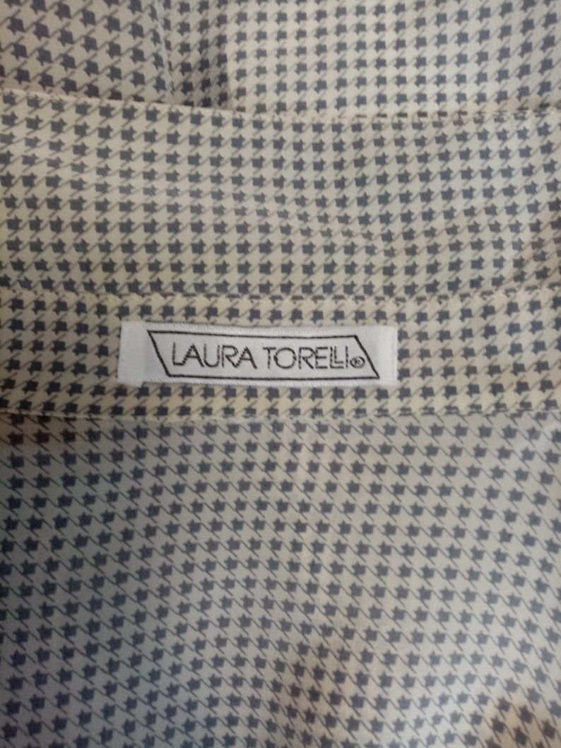 Vintage Laura Torelli Silk Shirt Mini Houndstooth Pattern - Etsy