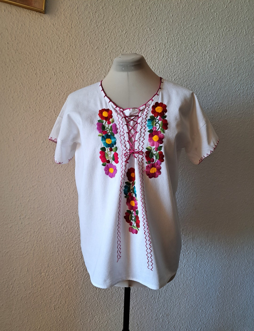 Old Hand Embroidery Blouse Short Sleeve Rich Floral Embroidered Vintage ...