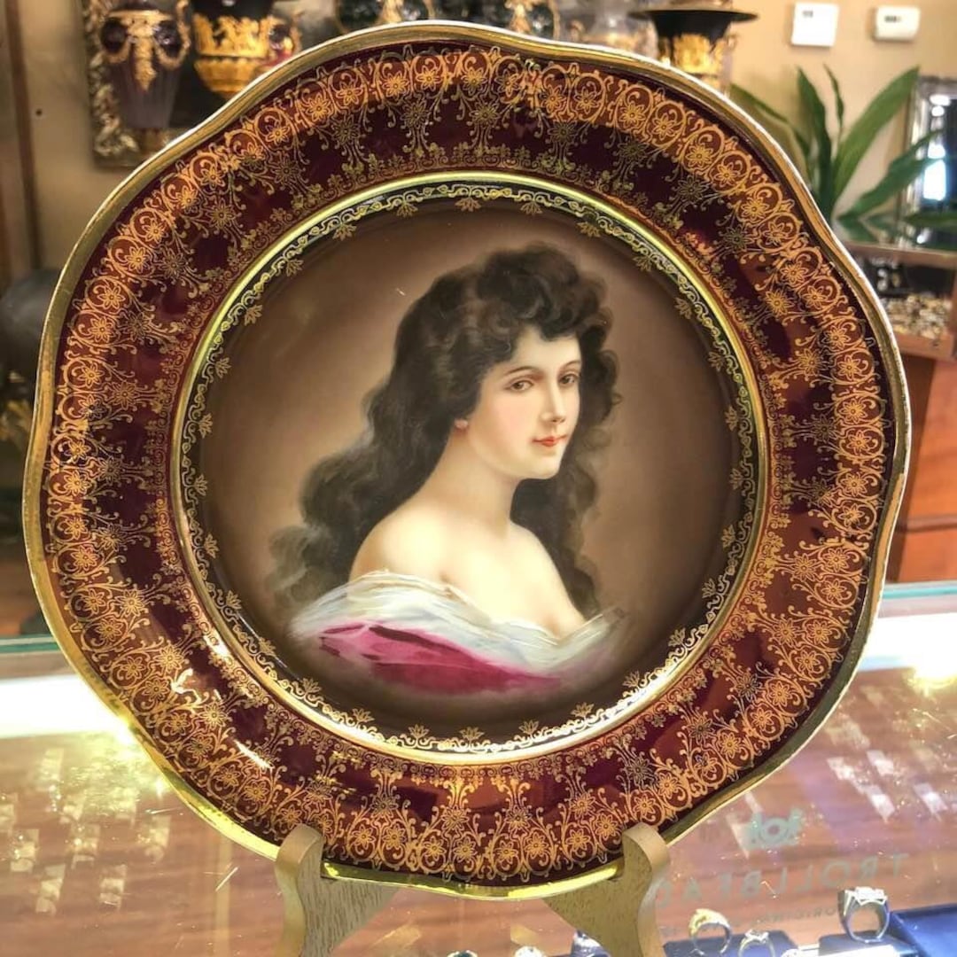 Red Gold Vintage Royal Vienna Portrait Plate Amarosa Heart Design - Etsy
