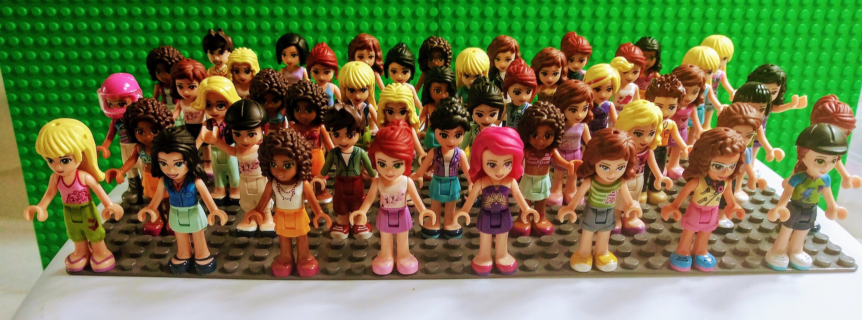 LEGO® Friends Minidolls With Accessories Random Lot of 5 - Etsy