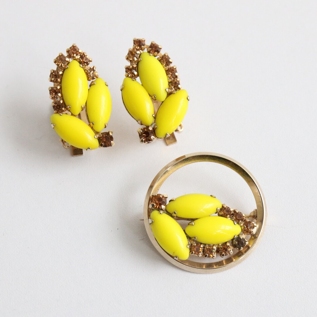 Vintage 1950's Yellow Cabochons & Rhinestone Demi-parure Set Original ...