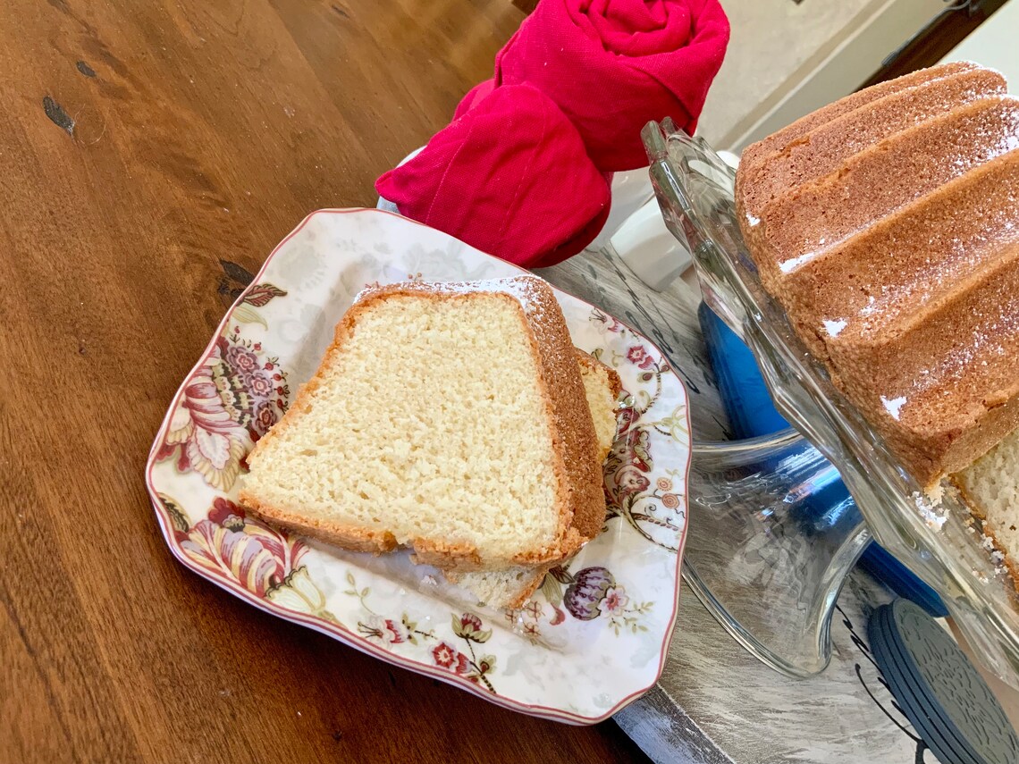 Large Buttermilk Bundt Cake - Etsy